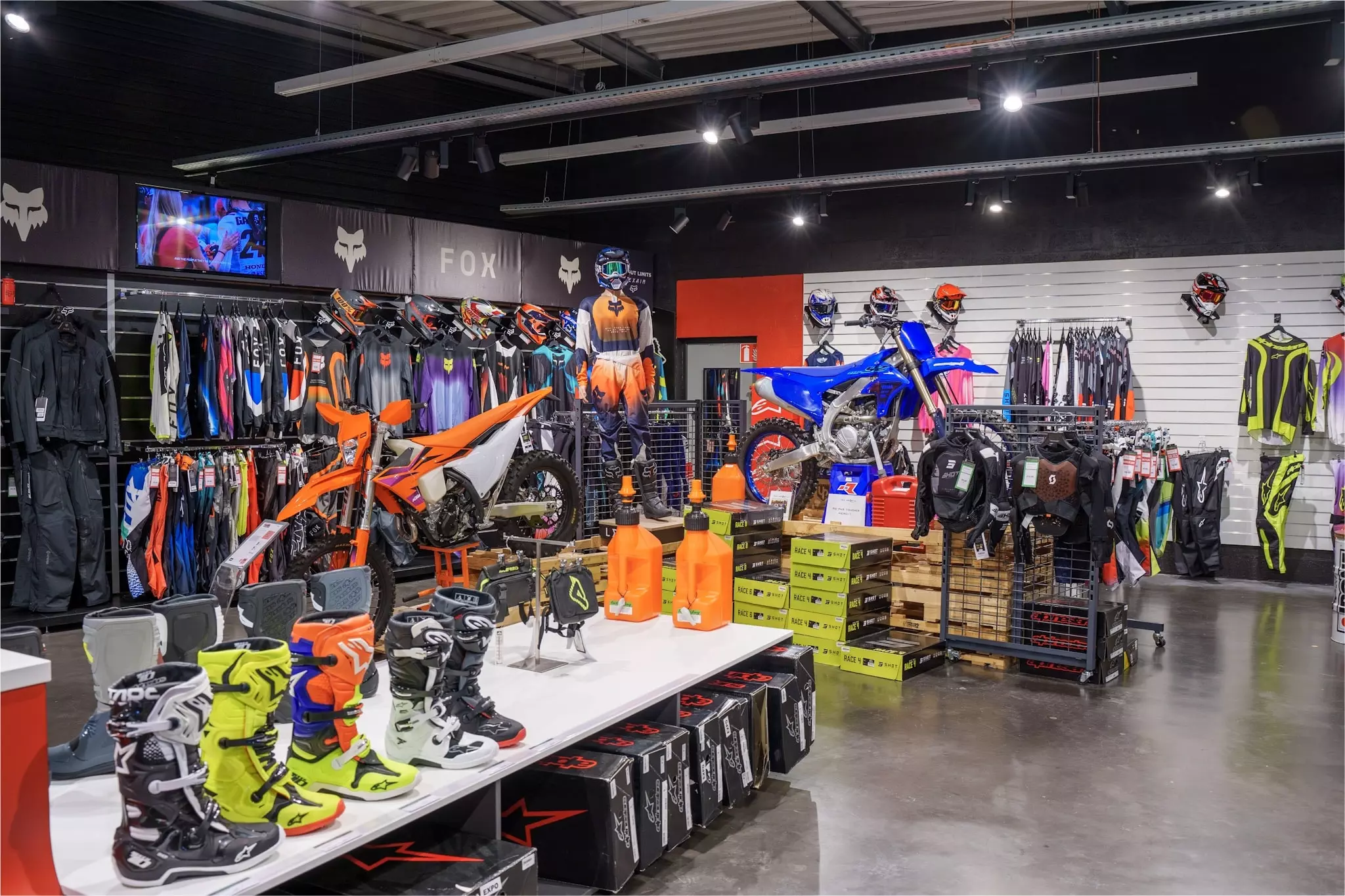 Magasin équipement Moto Tours et accessoires - Speedway.fr